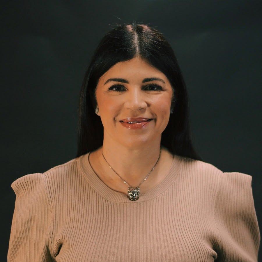 Biografía de Ana Simo | Terapeuta Sexual y de Pareja